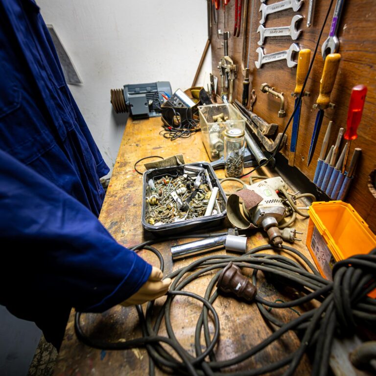 Waterput uit Tweede Wereldoorlog leeggepompt - Museum Bescherming Bevolking